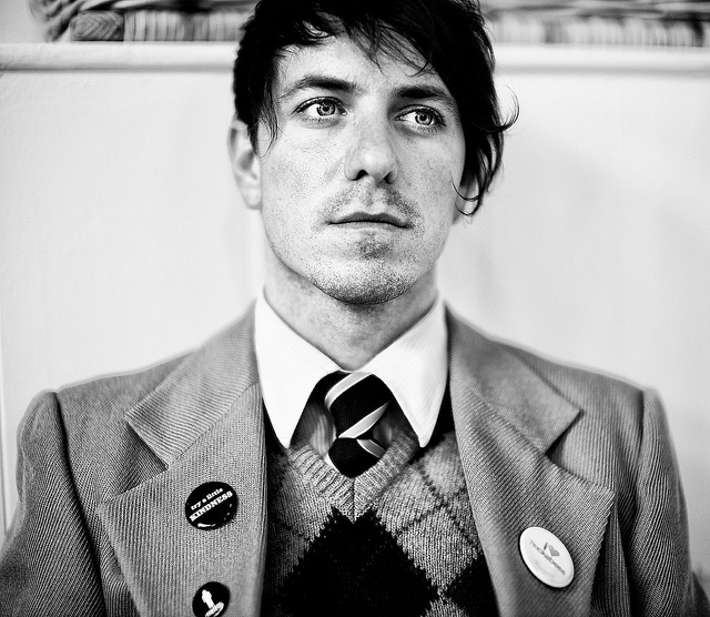 Follow Your Own Fashion – English with a Smile